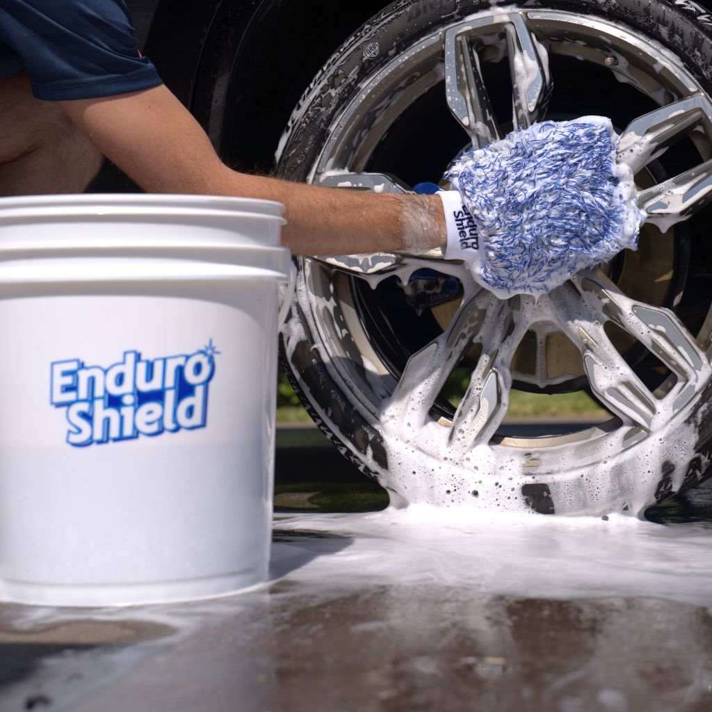 EnduroShield Auto Wash Bucket with Dirt Guard – EnduroShield Australia